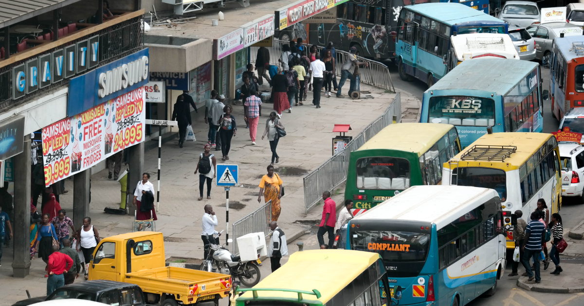 8 Hygiene Tips When Using Public Transport | Cheki